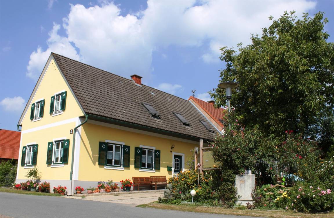 12 M² Hotel ∙ 1 Schlafzimmer ∙ 1 Gast - Radenci