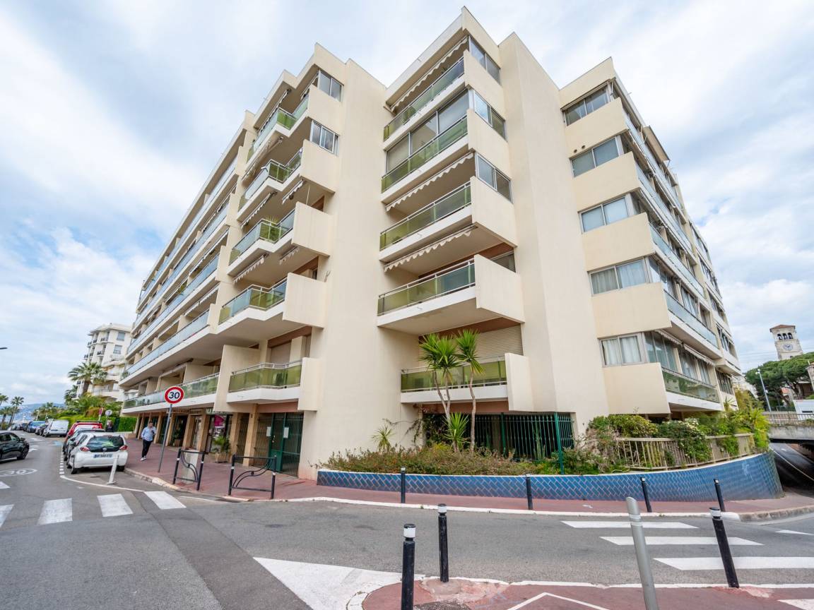 20 M² Maison De Vacances ∙ 1 Chambre ∙ 2 Personnes - Antibes