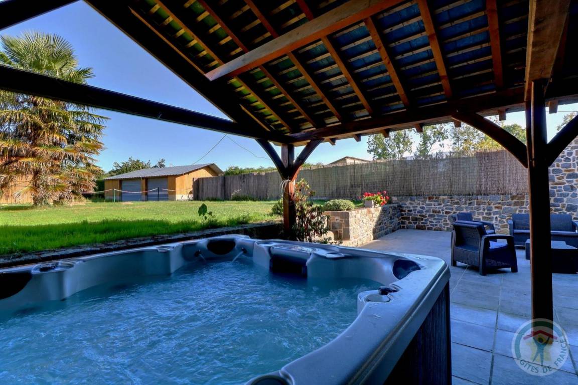 120 M² Gîte ∙ 3 Chambres ∙ 7 Personnes - Miniac-Morvan