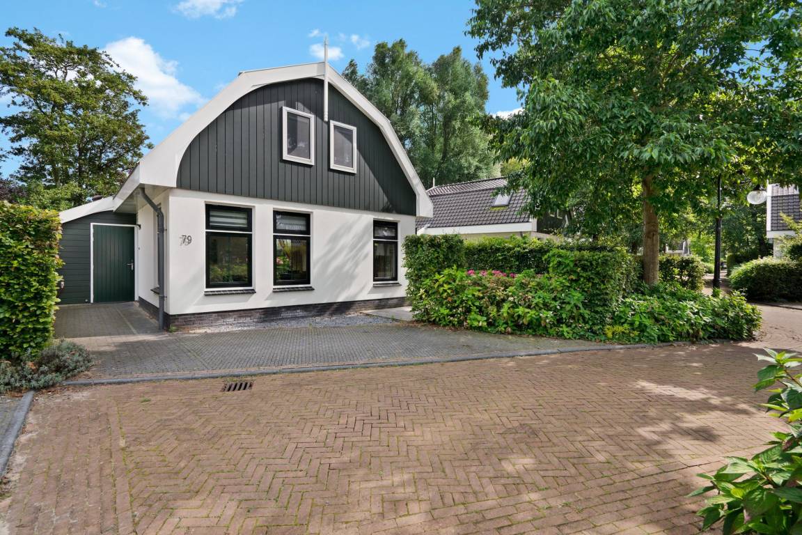 Bungalow ∙ 3 Bedrooms ∙ 4 Guests - Alkmaar