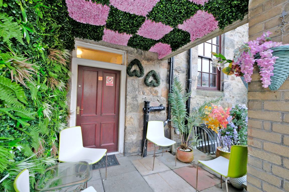 195 M² House ∙ 9 Bedrooms ∙ 17 Guests - Robert Gordon University