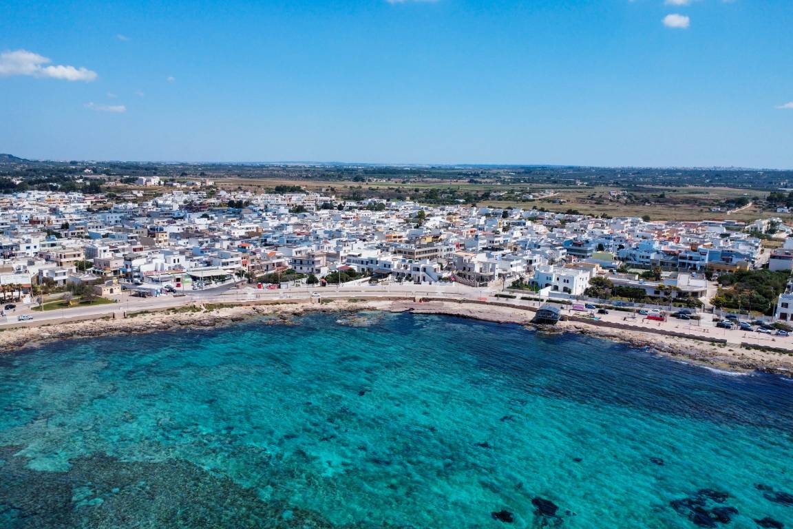 200 M² Apartment ∙ 4 Bedrooms ∙ 12 Guests - Torre San Giovanni