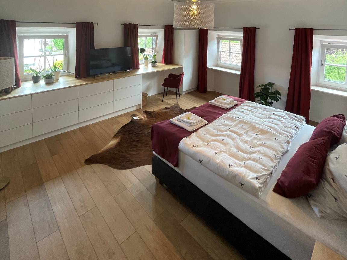 84 M² Apartment ∙ 2 Bedrooms ∙ 4 Guests - Prien am Chiemsee