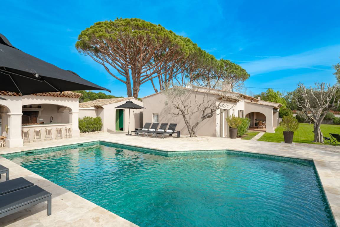 200 M² Villa ∙ 5 Chambres ∙ 10 Personnes - Cogolin