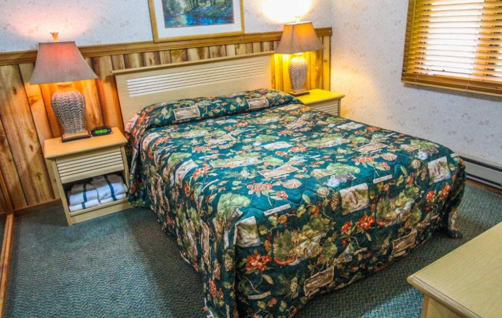 Condo ∙ 1 Bedroom ∙ 4 Guests - Sugar Mountain, NC