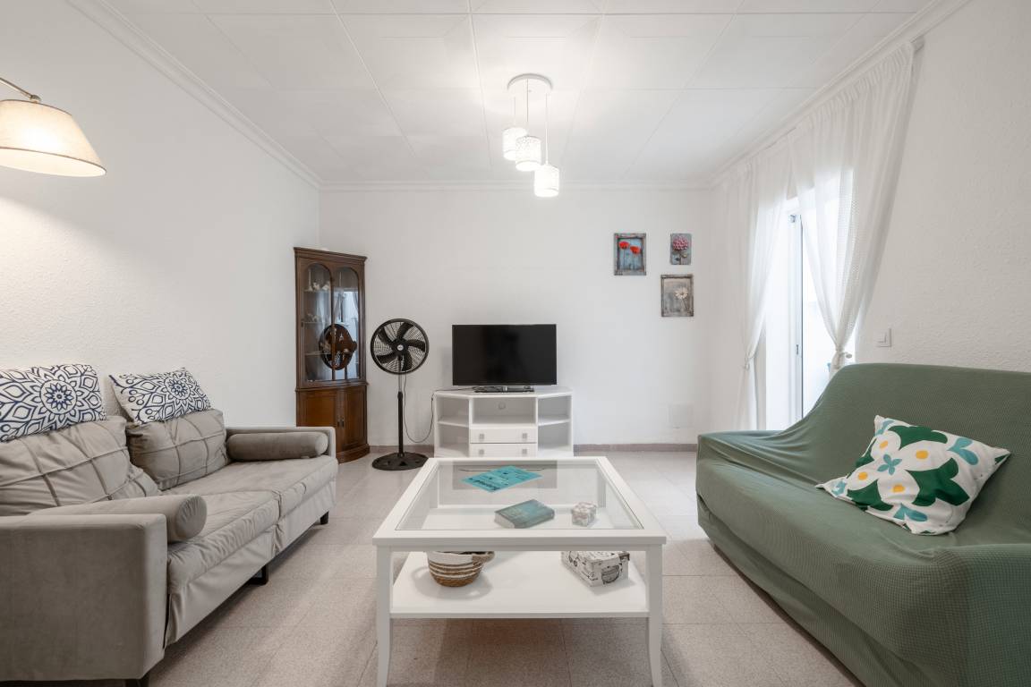 100 M² Huoneisto ∙ 2 Makuuhuonetta ∙ 5 Vierasta - Vinaròs