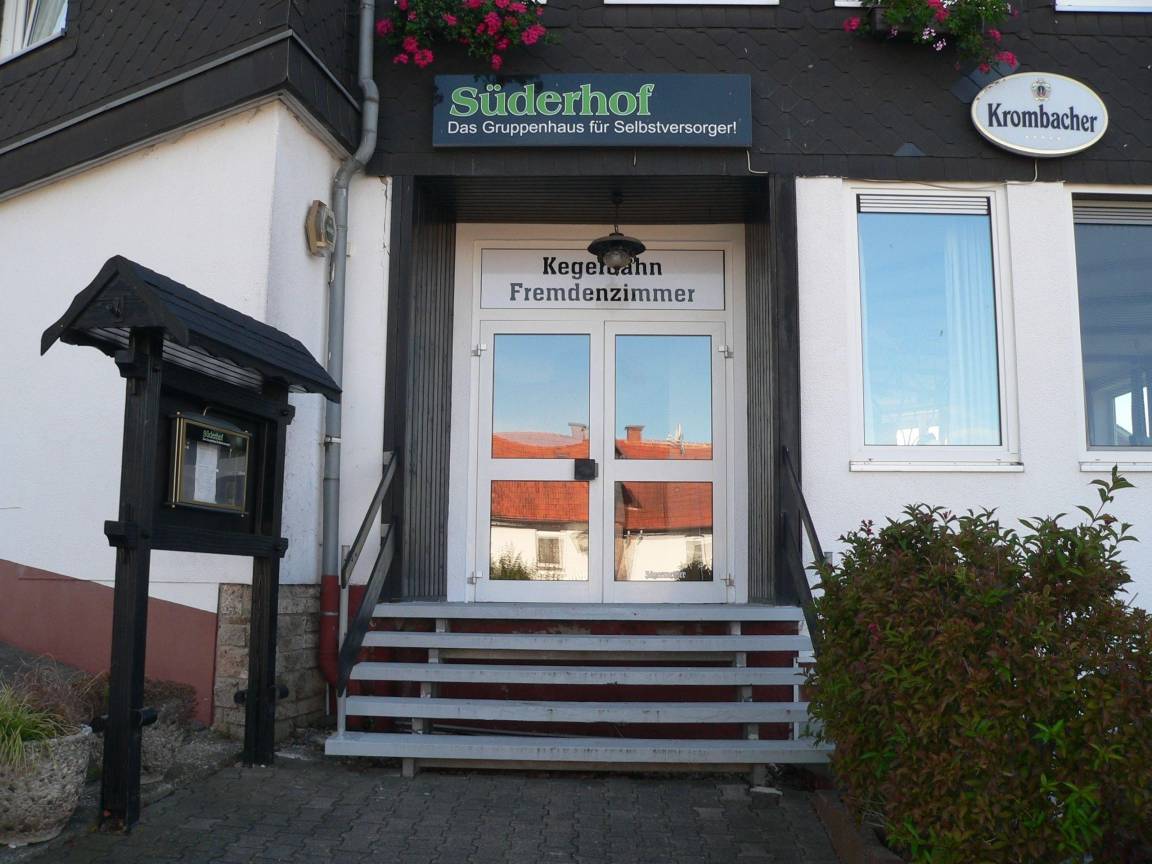 600 M² Ferienhaus ∙ 12 Schlafzimmer ∙ 30 Gäste - Diemelsee