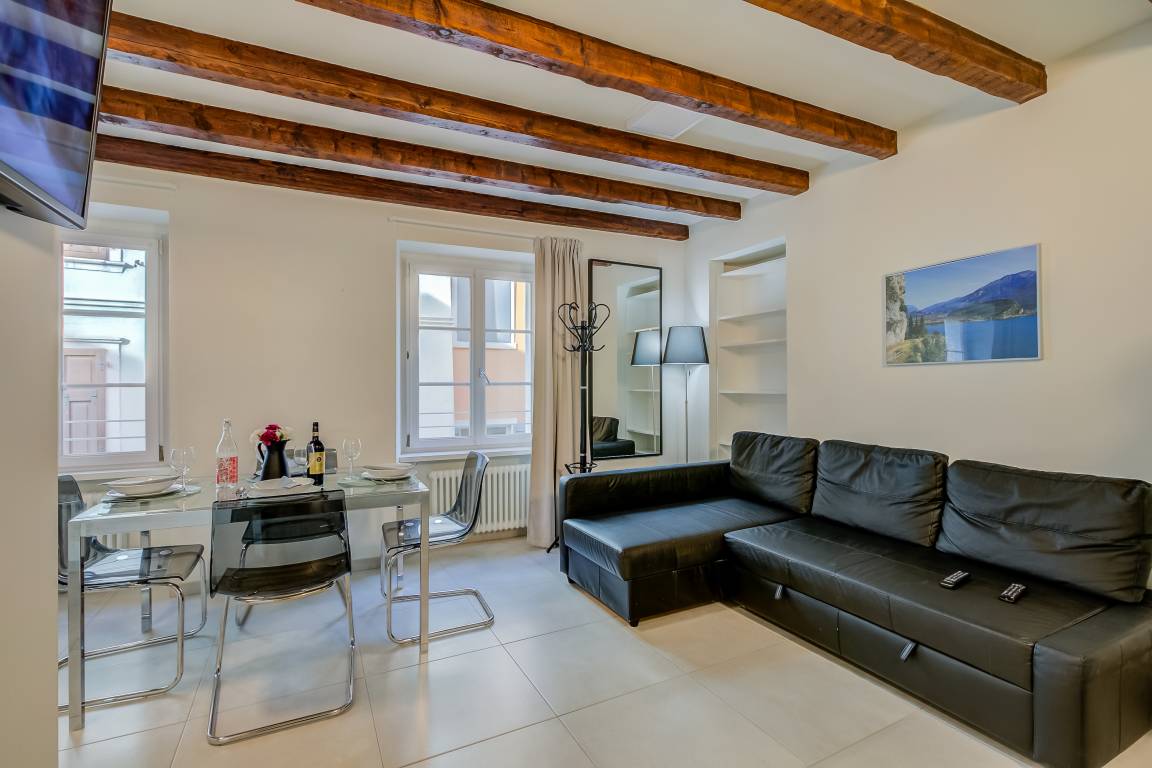 80 M² Appartement ∙ 2 Chambres ∙ 6 Personnes - Riva del Garda