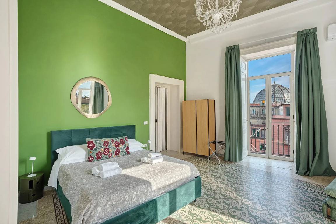 120 M² Apartamento ∙ 4 Habitaciones ∙ 11 Huéspedes - Naples