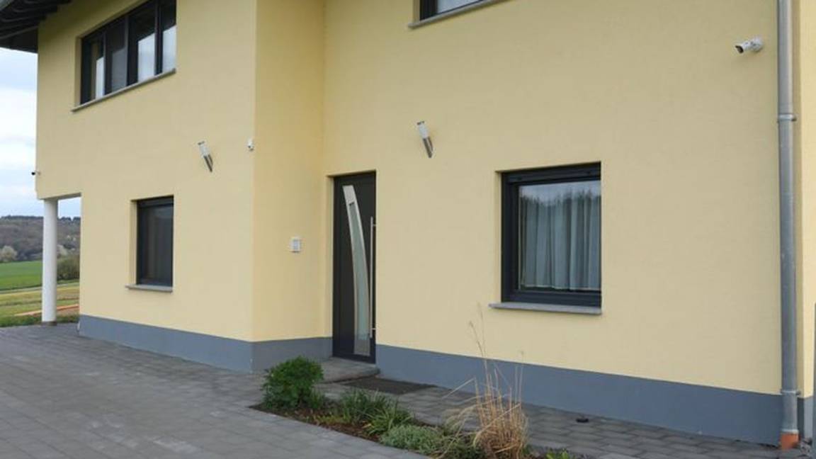 160 M² Ferienwohnung ∙ 2 Schlafzimmer ∙ 5 Gäste - Herborn
