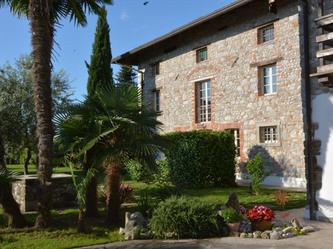 92 M² Huoneisto ∙ 3 Makuuhuonetta ∙ 4 Vierasta - Udine