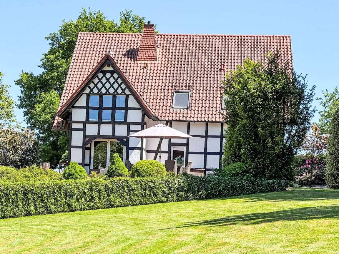 110 M² Ferienwohnung ∙ 2 Schlafzimmer ∙ 4 Gäste - Melle, Deutschland