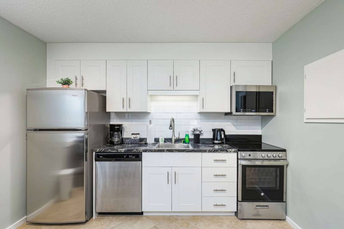 59 M² Ferienwohnung ∙ 2 Schlafzimmer ∙ 6 Gäste - Collingwood