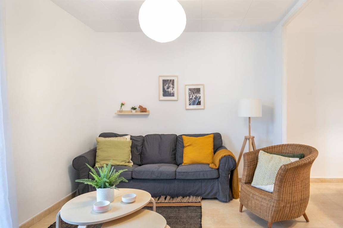 70 M² Apartamento ∙ 2 Habitaciones ∙ 3 Huéspedes - Barcelona