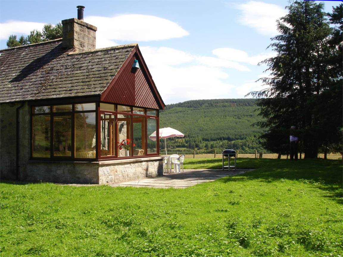 Cottage ∙ 2 Bedrooms ∙ 4 Guests - Moray