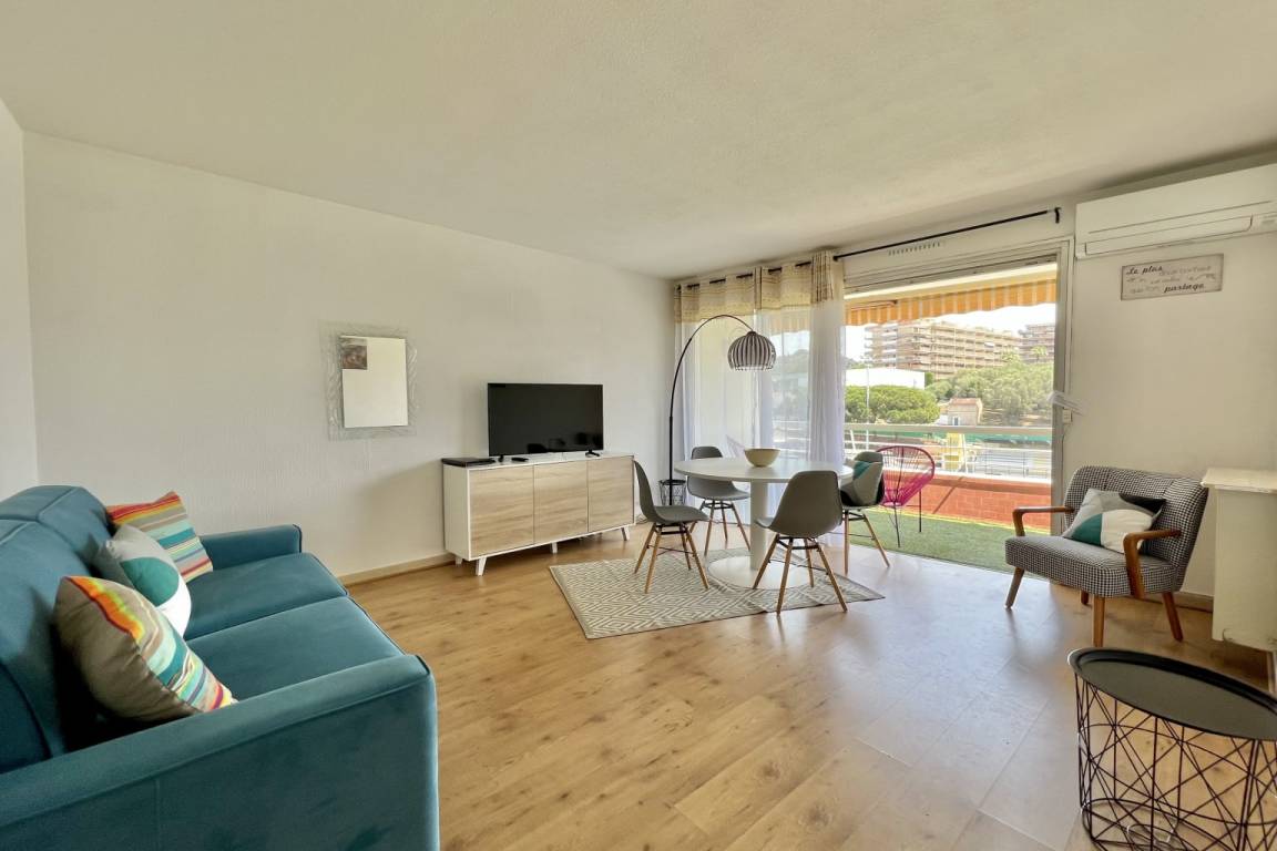 35 M² Apartament Typu Studio ∙ 2 Gości - Le Cannet