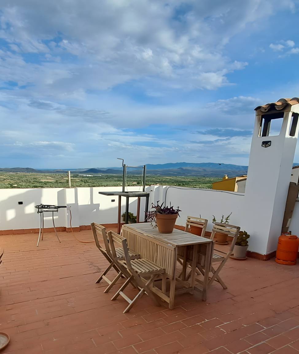 75 M² Apartamento ∙ 2 Habitaciones ∙ 6 Huéspedes - Chulilla