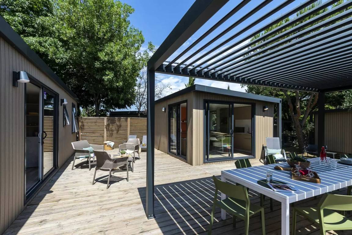 61 M² Mobil-home ∙ 4 Chambres ∙ 8 Personnes - Vallon-Pont-d'Arc