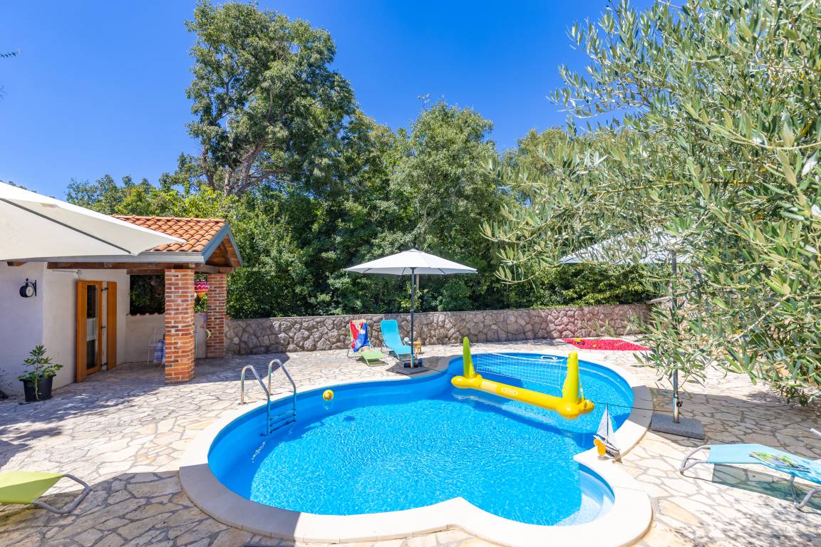 60 M² House ∙ 2 Bedrooms ∙ 4 Guests - Krk