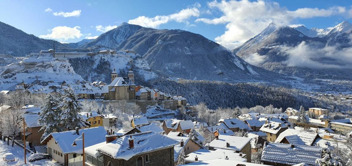42 M² Appartement ∙ 1 Slaapkamer ∙ 2 Gasten - Briançon