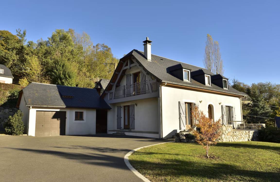 115 M² Maison De Vacances ∙ 3 Chambres ∙ 9 Personnes - Val d'Azun