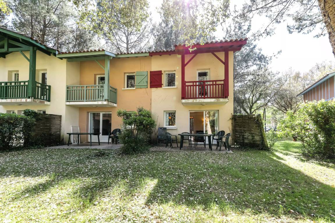 44 M² Huis ∙ 2 Slaapkamers ∙ 6 Gasten - Messanges