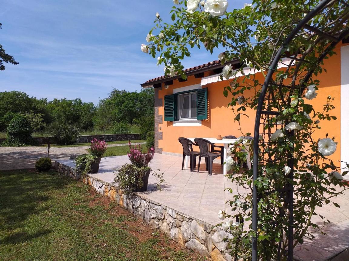 53 M² House ∙ 2 Bedrooms ∙ 4 Guests - Rovinj