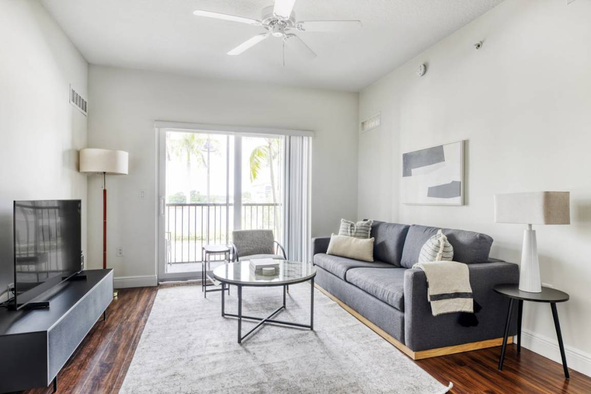 110 M² Apartment ∙ 2 Bedrooms ∙ 4 Guests - Miramar, FL