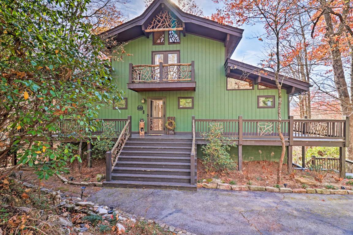297 M² House ∙ 5 Bedrooms ∙ 14 Guests - Sapphire, NC