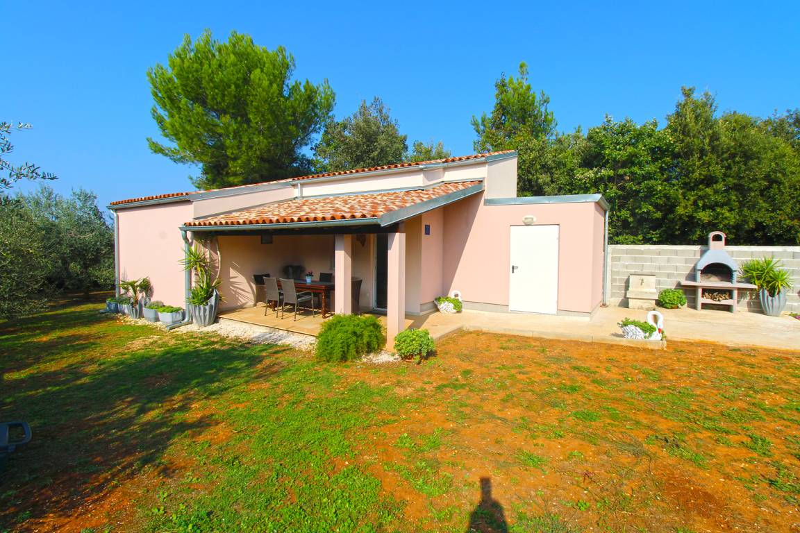 50 M² Ferienhaus ∙ 1 Schlafzimmer ∙ 4 Gäste - Ližnjan