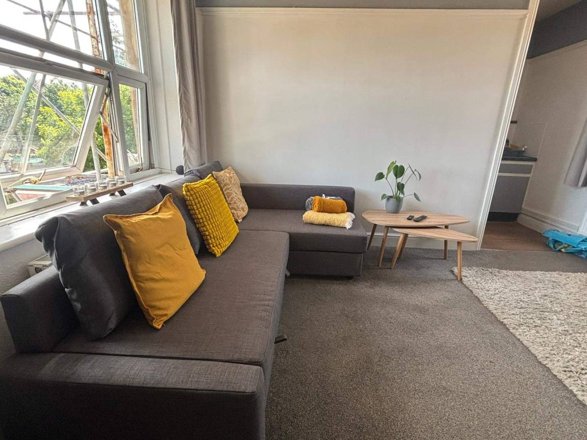 55 M² Apartment ∙ 2 Bedrooms ∙ 6 Guests - Yeovil