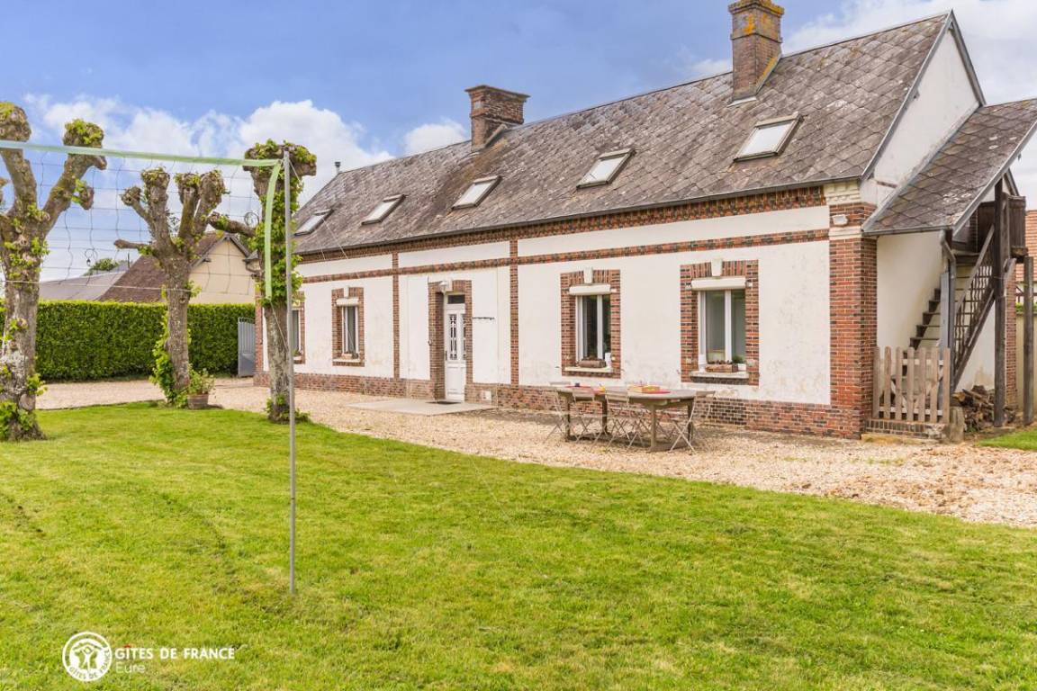 102 M² Gîte ∙ 4 Chambres ∙ 6 Personnes - Eure
