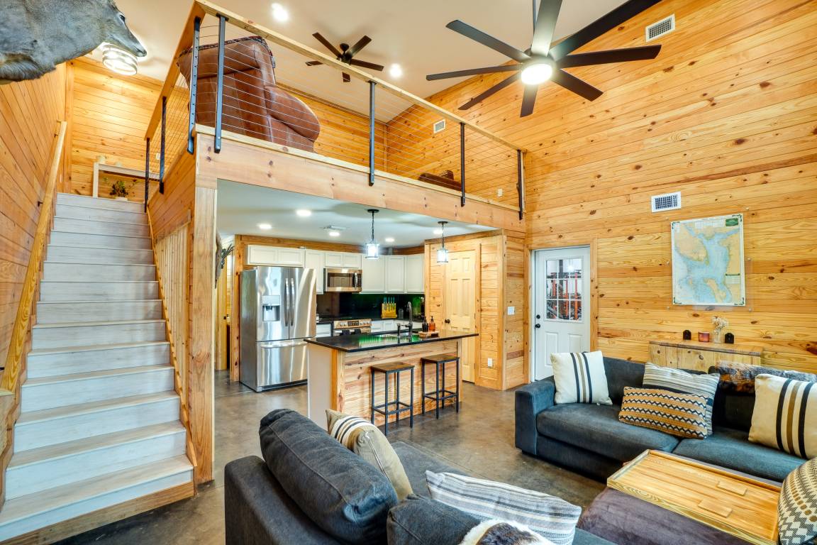 111 M² House ∙ 2 Bedrooms ∙ 6 Guests - Lake Harney, FL