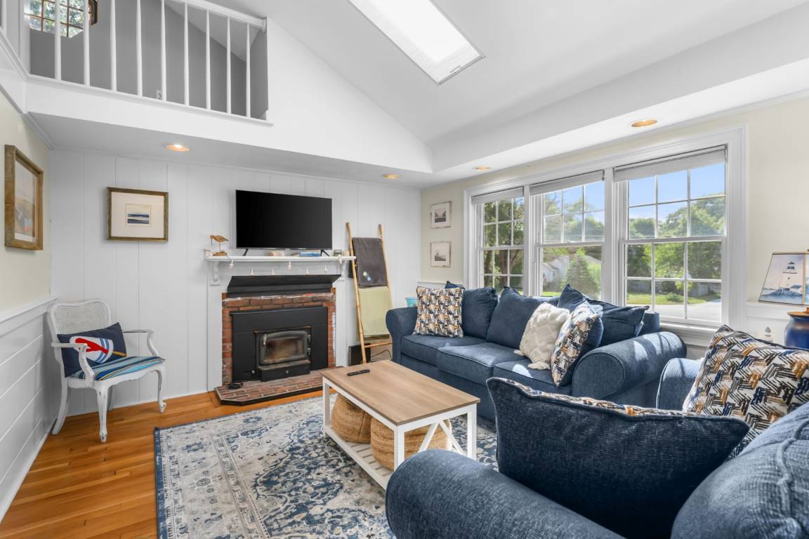 74 M² House ∙ 2 Bedrooms ∙ 4 Guests - Yarmouth, ME