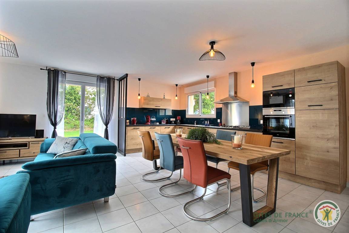 99 M² Gîte ∙ 3 Chambres ∙ 6 Personnes - Paimpol