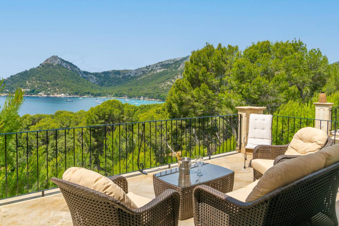 750 M² House ∙ 5 Bedrooms ∙ 10 Guests - Alcúdia