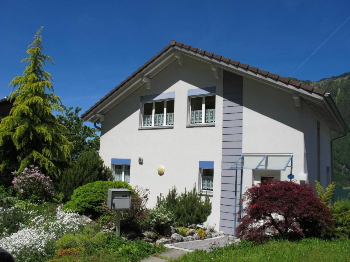 110 M² Maison De Vacances ∙ 3 Chambres ∙ 6 Personnes - Morschach