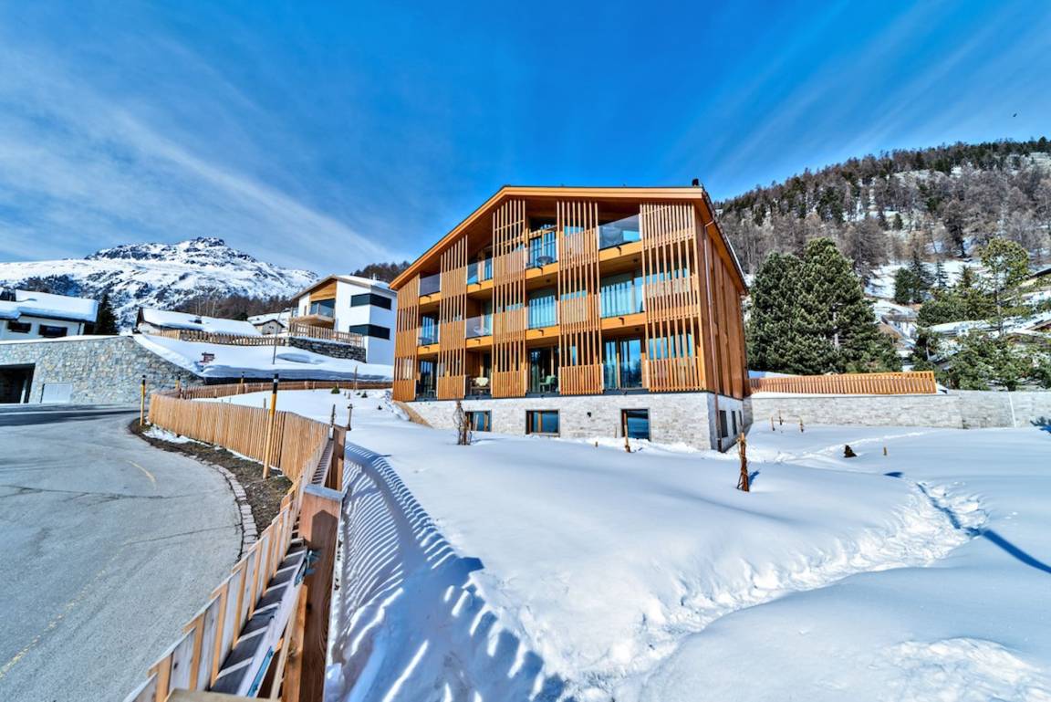 63 M² Apartment ∙ 2 Bedrooms ∙ 5 Guests - Samedan