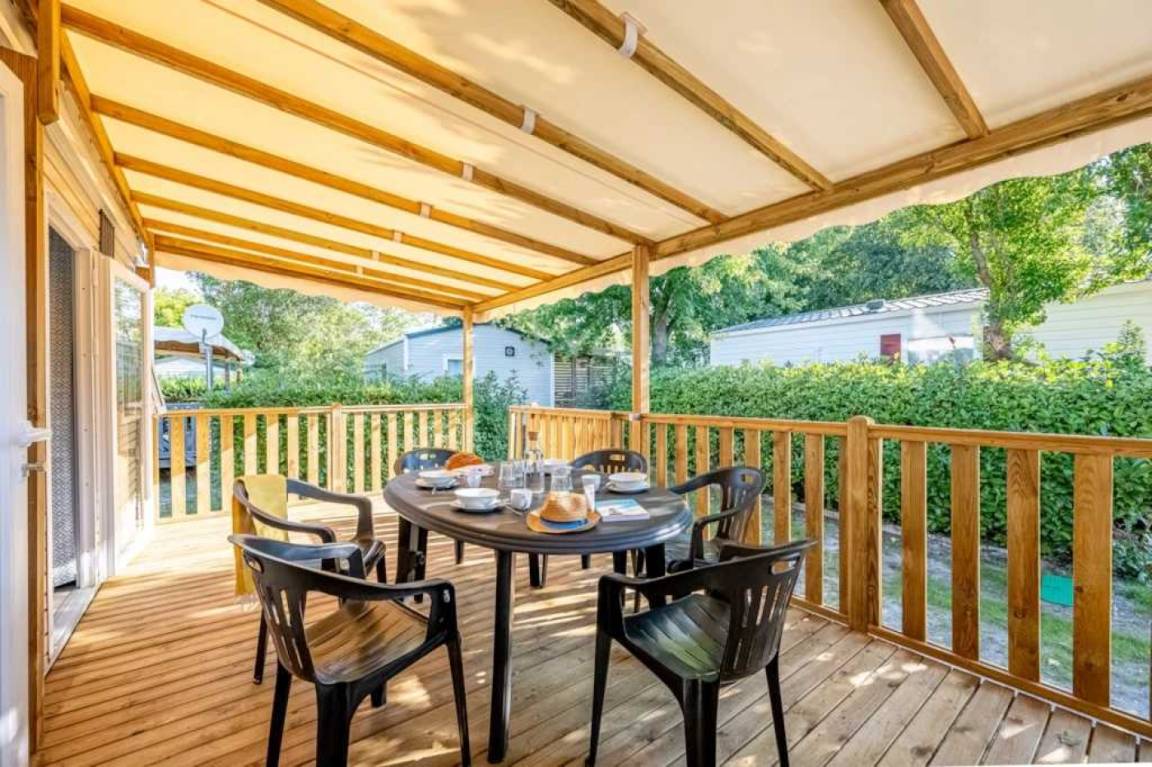 30 M² Camping-unterkunft ∙ 2 Schlafzimmer ∙ 6 Gäste - Biscarrosse