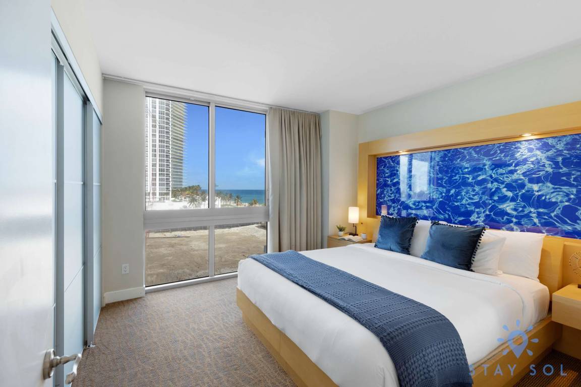 Apartment ∙ 1 Bedroom ∙ 4 Guests - Sunny Isles Beach, FL