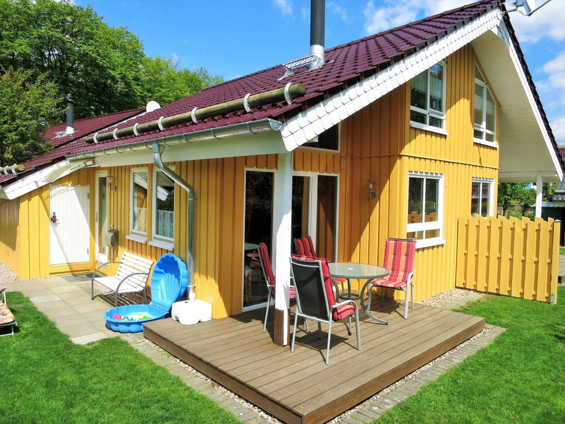 70 M² Ferienhaus ∙ 3 Schlafzimmer ∙ 5 Gäste - Extertal