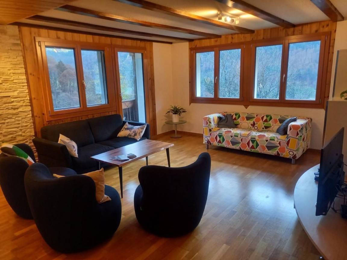 100 M² Ferienwohnung ∙ 3 Schlafzimmer ∙ 6 Gäste - Engelberg
