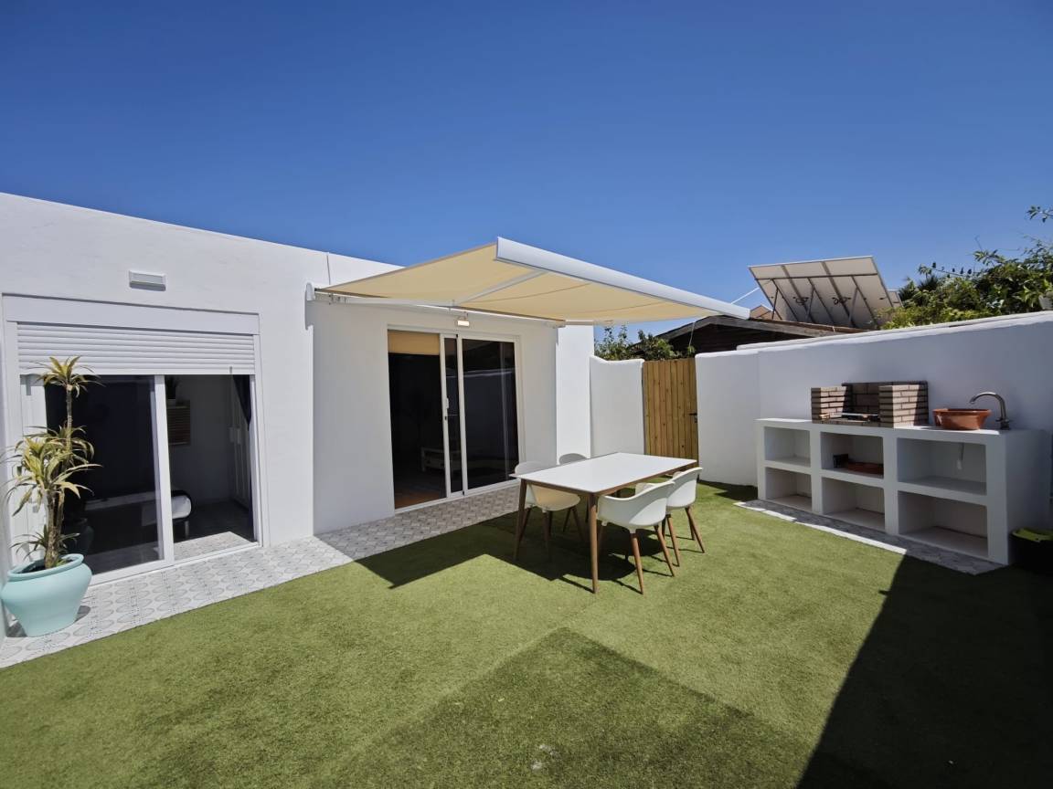 60 M² Aparthotel ∙ 2 Schlafzimmer ∙ 6 Gäste - Conil de la Frontera