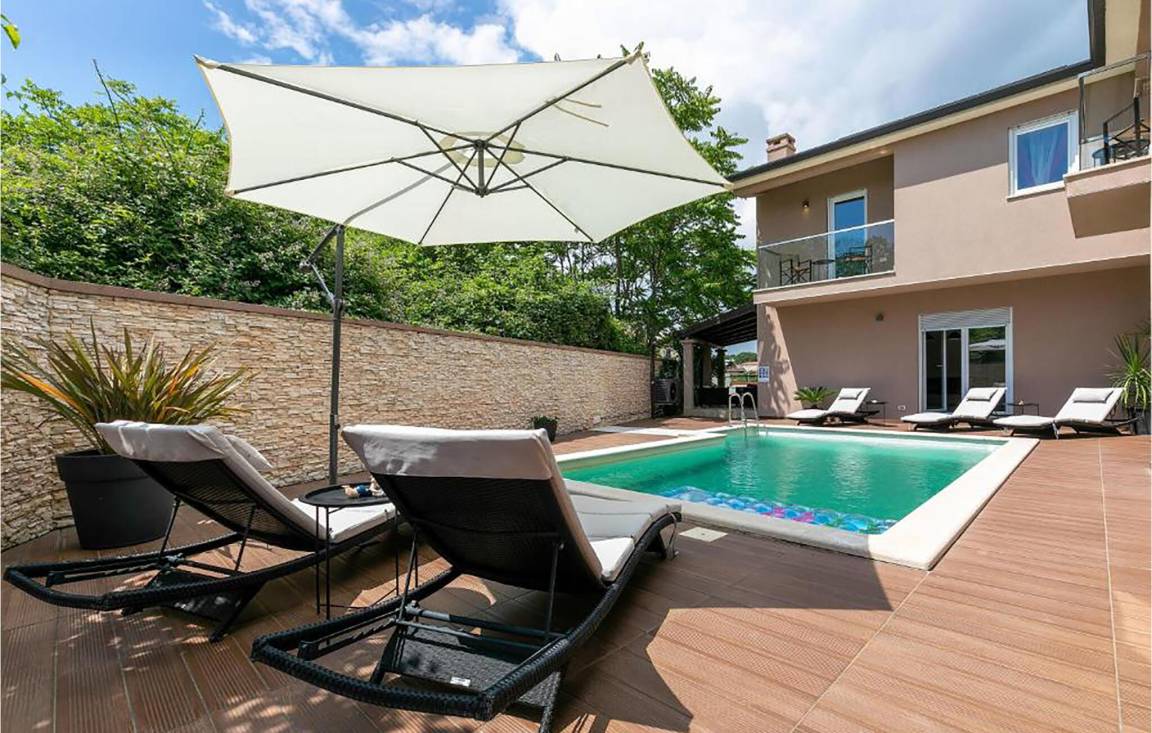 260 M² Maison De Vacances ∙ 5 Chambres ∙ 10 Personnes - Rovinj