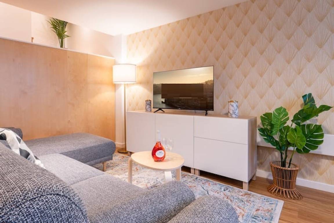 95 M² Apartamento ∙ 4 Quartos ∙ 8 Hóspedes - Matosinhos