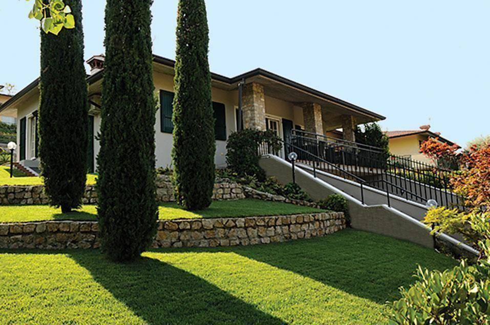 300 M² Ferienhaus ∙ 6 Schlafzimmer ∙ 12 Gäste - Sirmione