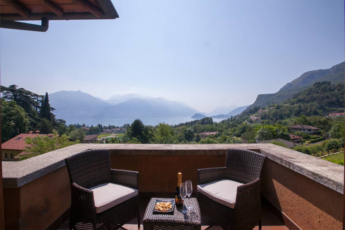 180 M² Villa ∙ 4 Bedrooms ∙ 8 Guests - Bellagio
