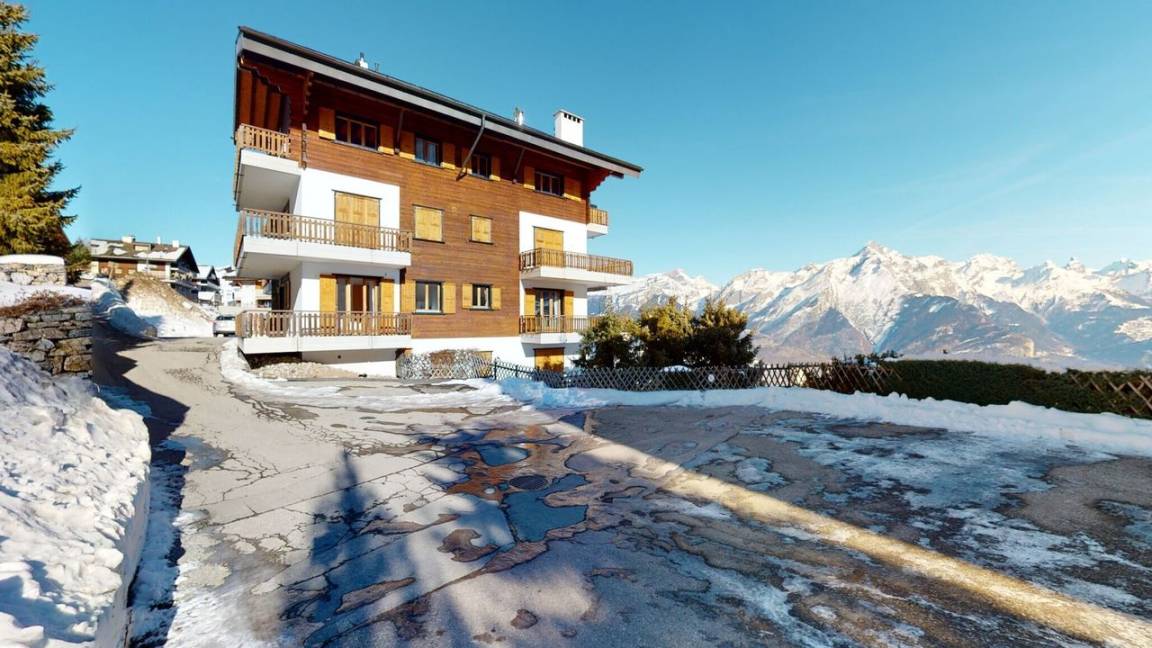 55 M² Huoneisto ∙ 2 Makuuhuonetta ∙ 5 Vierasta - Suiza