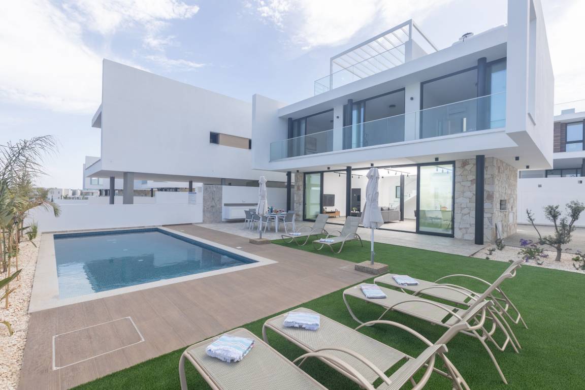 Cottage ∙ 3 Bedrooms ∙ 7 Guests - Fig Tree