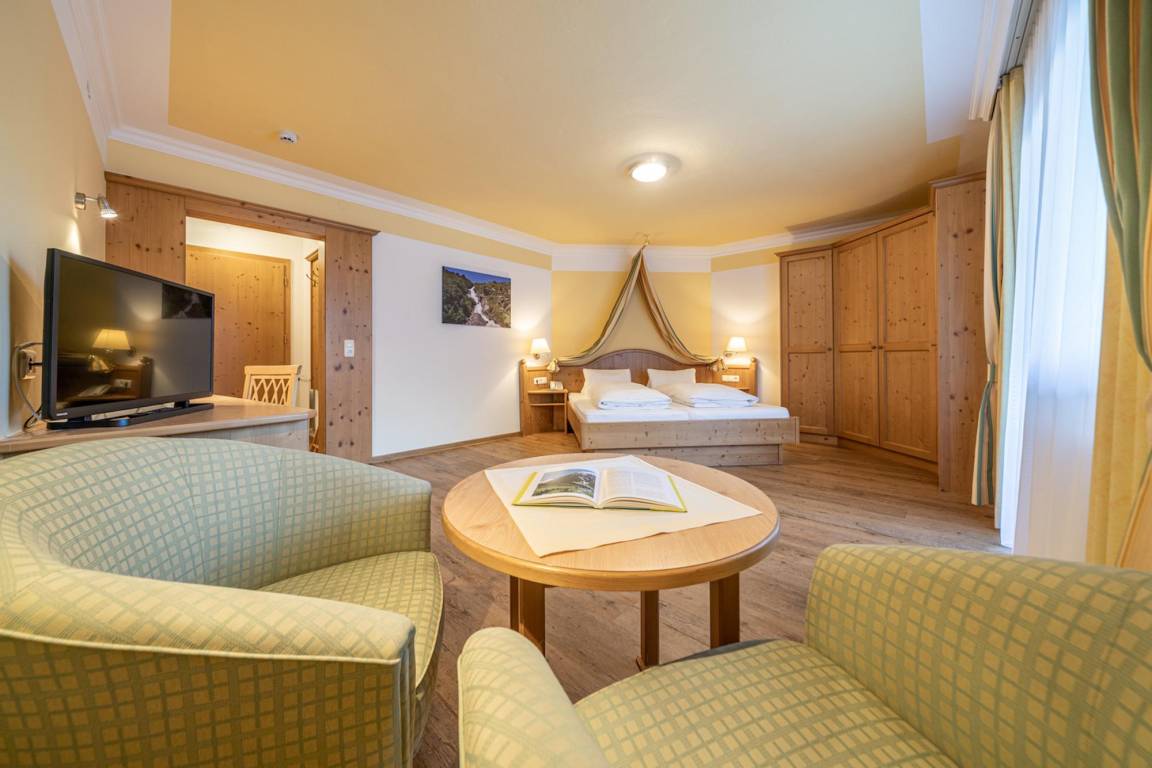 28 M² Hotel ∙ 1 Bedroom ∙ 2 Guests - Zwieselstein
